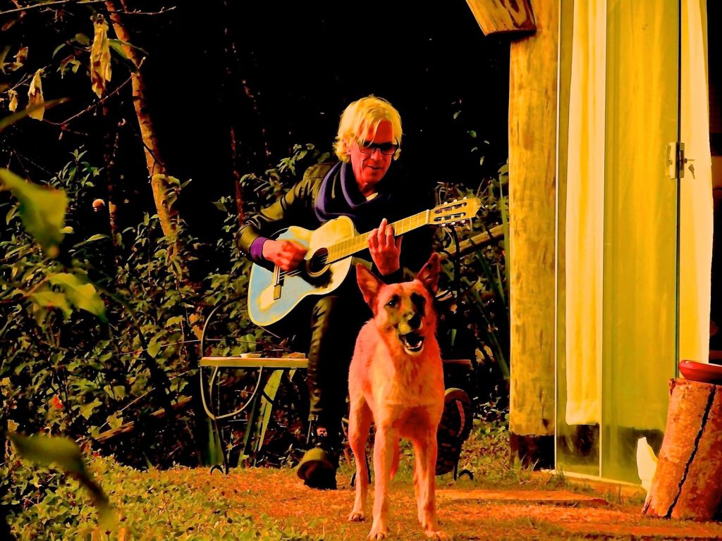 Ciro Pessoa, músico fundador dos Titãs, morre após contrair Covid-19 ...